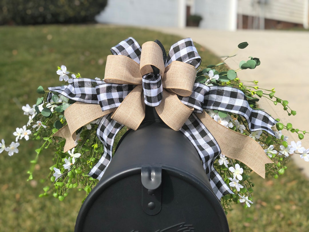Farmhouse Spring Mailbox Swag; Spring Garland Swag for Mailbox, Mantel ...