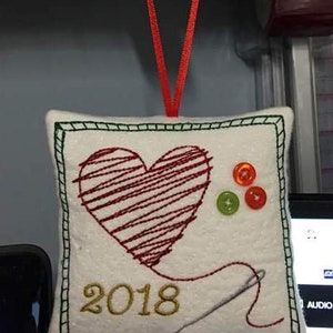 Scribble-styled THREAD HEART Design for Machine Embroidery in Two ...