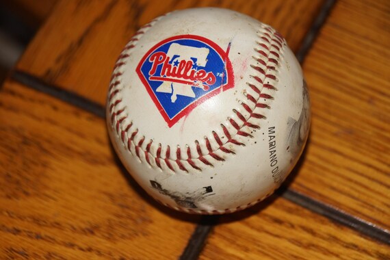 Philadelphia Phillies Souvenir Ball and Helmets - Gem