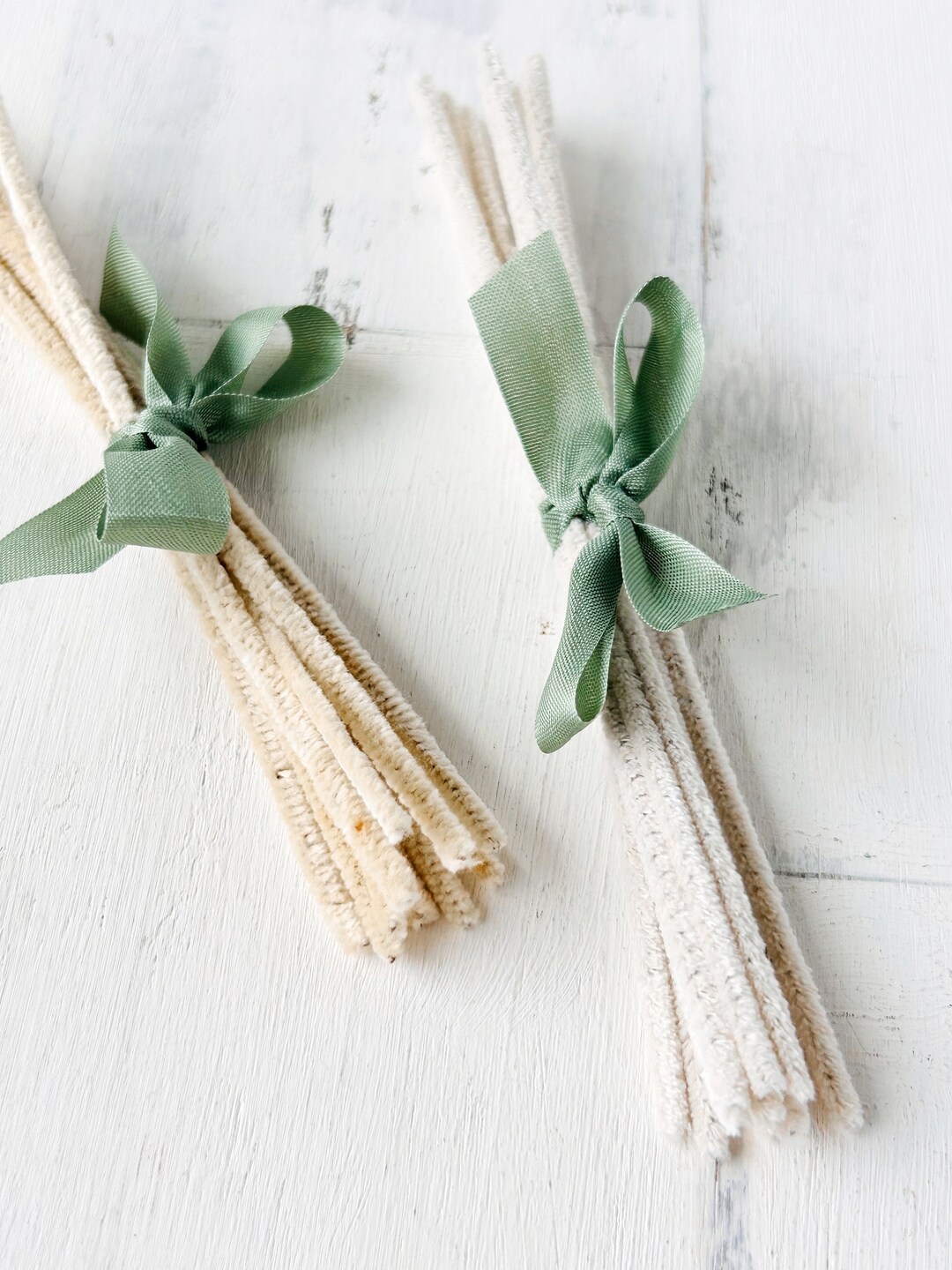 Vintage Chenille Pipe Cleaners Bundle of 12 Thin Fuzzy White - Etsy