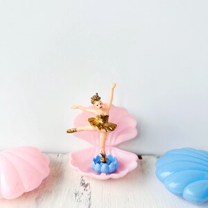 Vintage Plastic Clam Shell Boxes • Set of 2 Pastel Trinket Favor Containers • for Crafting or ...