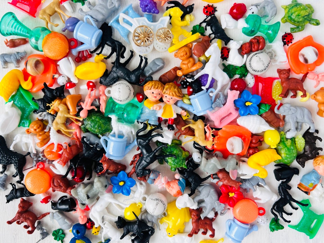 Vintage Miniature Trinkets Tiny Plastic Toys for Advent Calendars ...