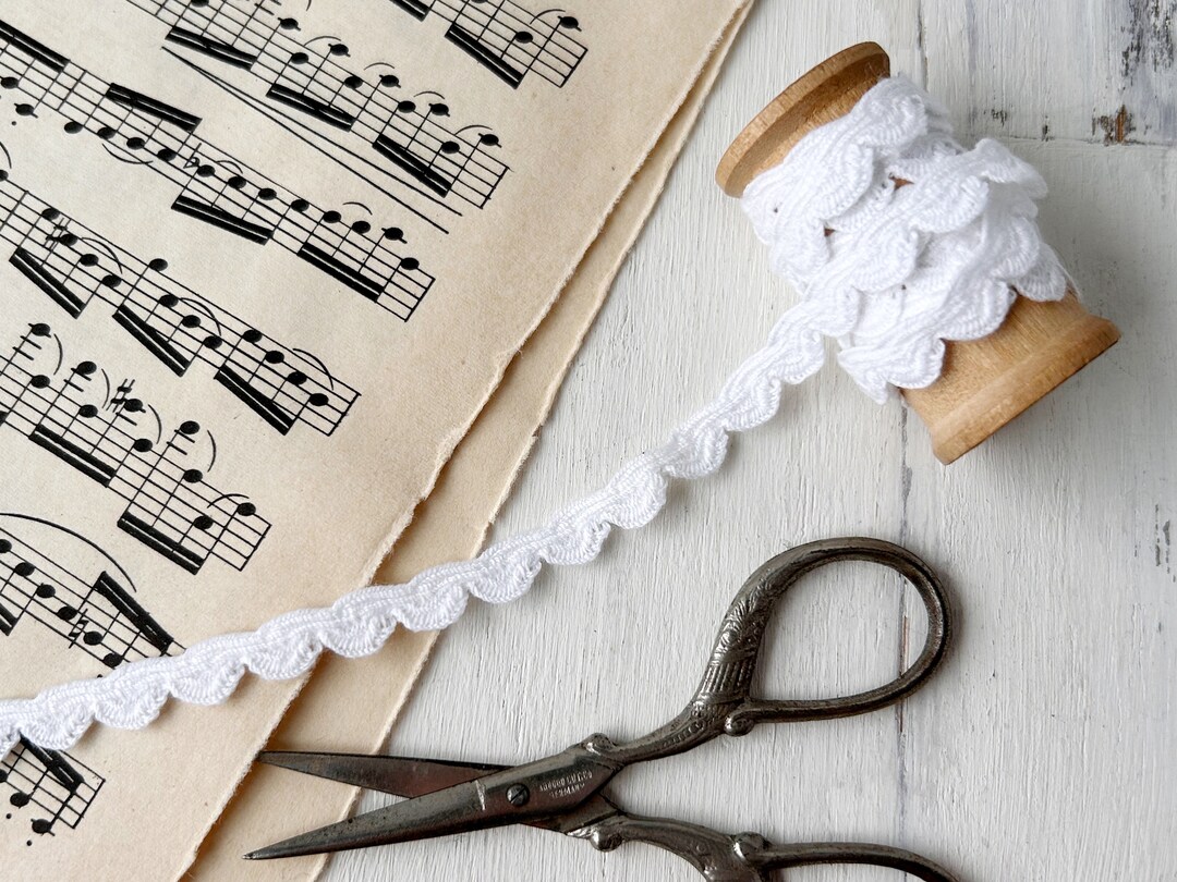 White Scallop Braid Trim • Ribbon by the Yard - Etsy