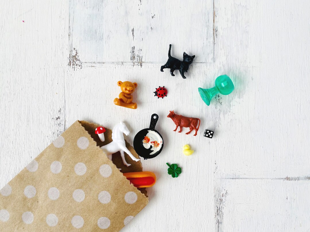 Vintage Miniature Trinkets Tiny Plastic Toys for Advent - Etsy