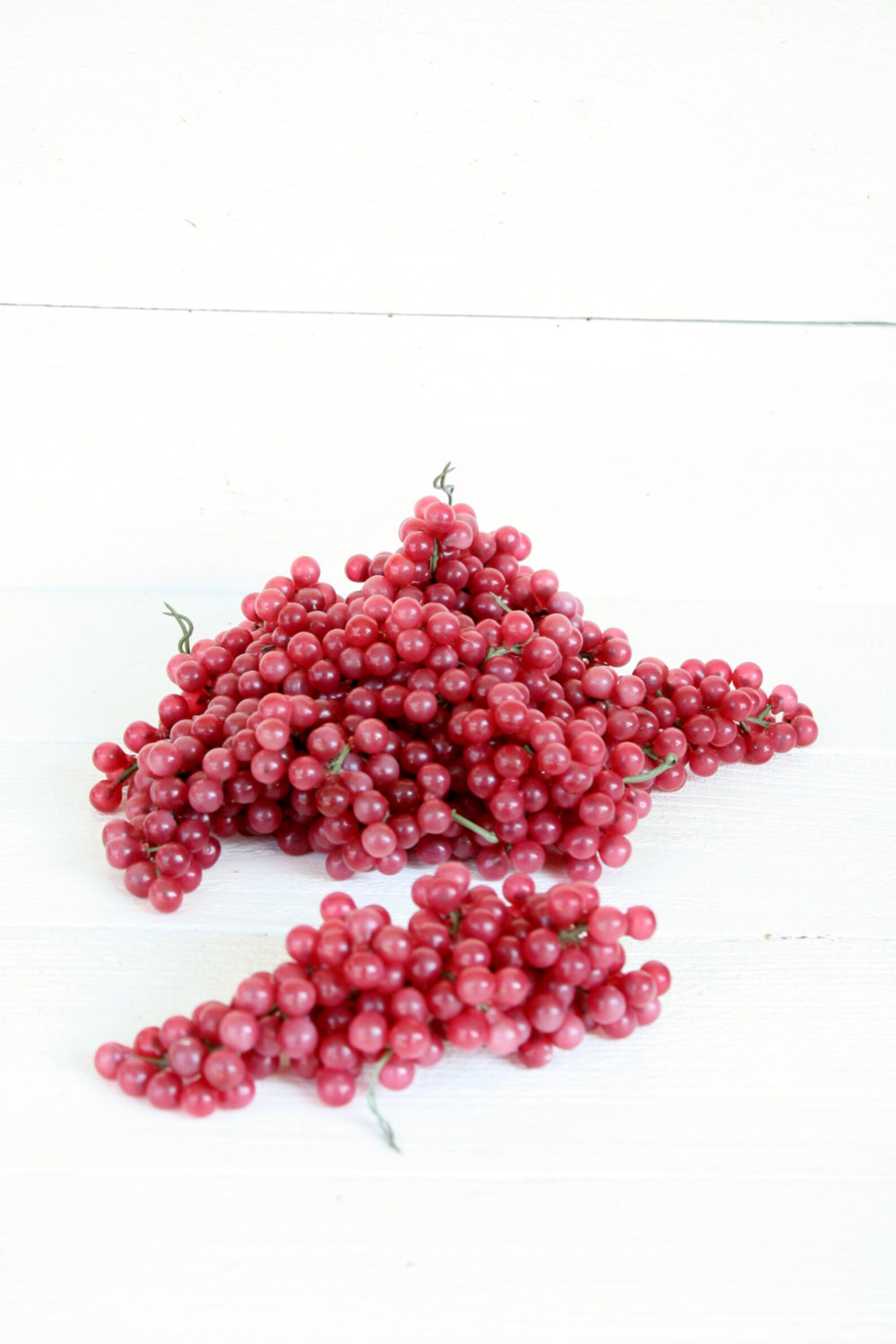 Vintage Red Grape Clusters Set of Six | Etsy