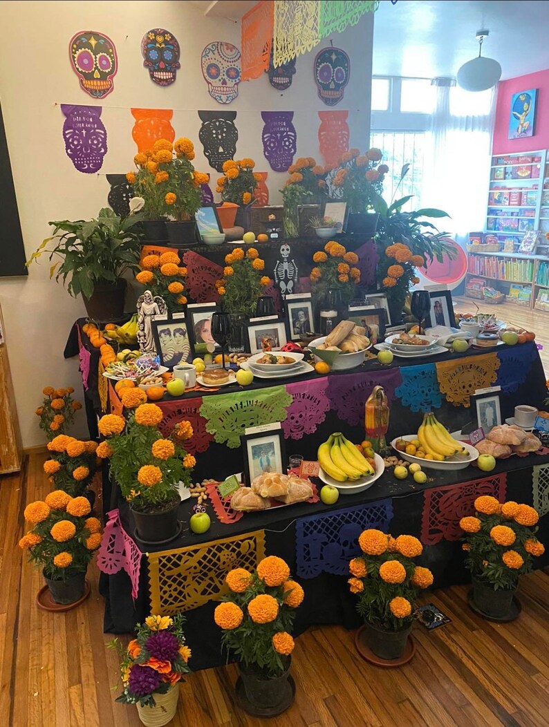 Dias De Los Muertos- Day of the Dead Guide - Etsy