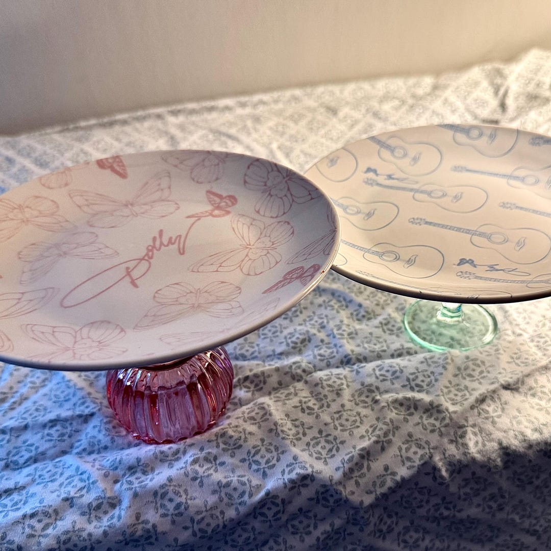 Dolly Themed Cat Dishes- Set of 2 - Etsy