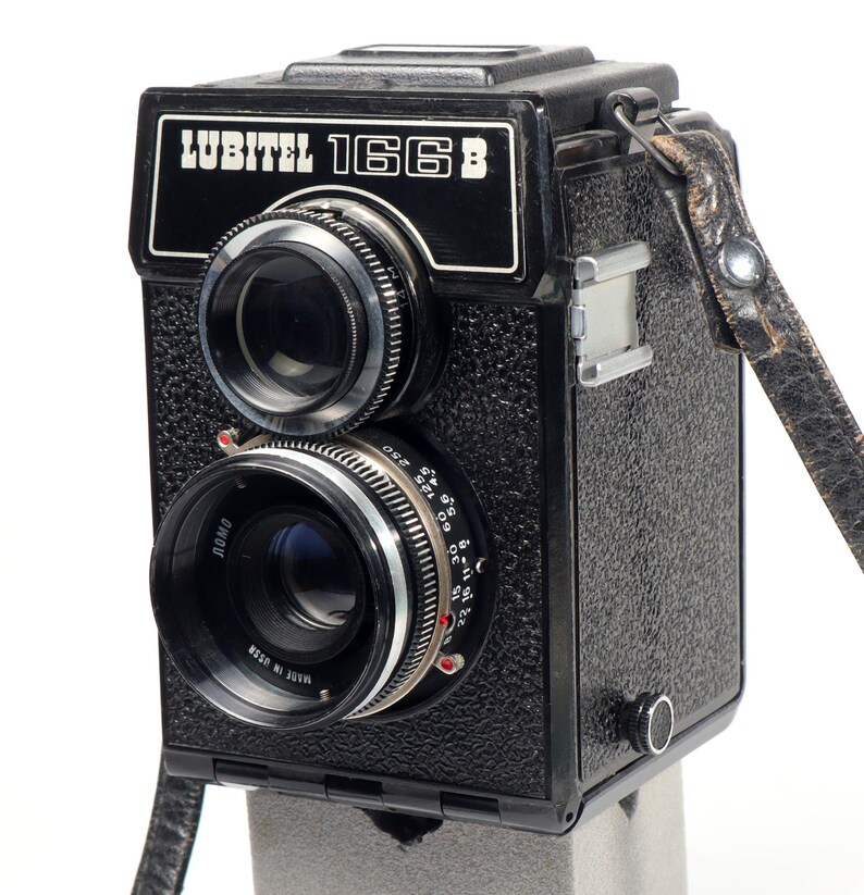 Lomo Lubitel 166B TLR Lomography Roll Film Camera - Clean & Working - Etsy