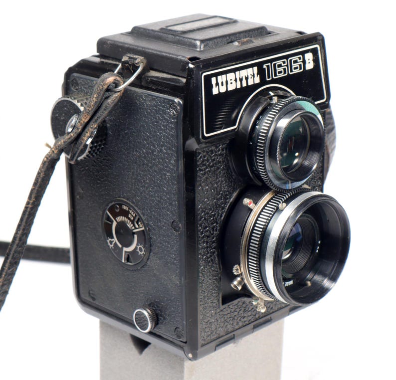 Lomo Lubitel 166B TLR Lomography Roll Film Camera - Clean & Working - Etsy