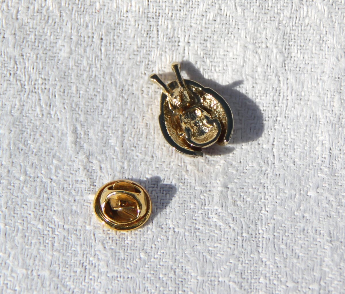 REDUCED USD 4 - Vtg 80s Tiny Ladybug Pin - Etsy