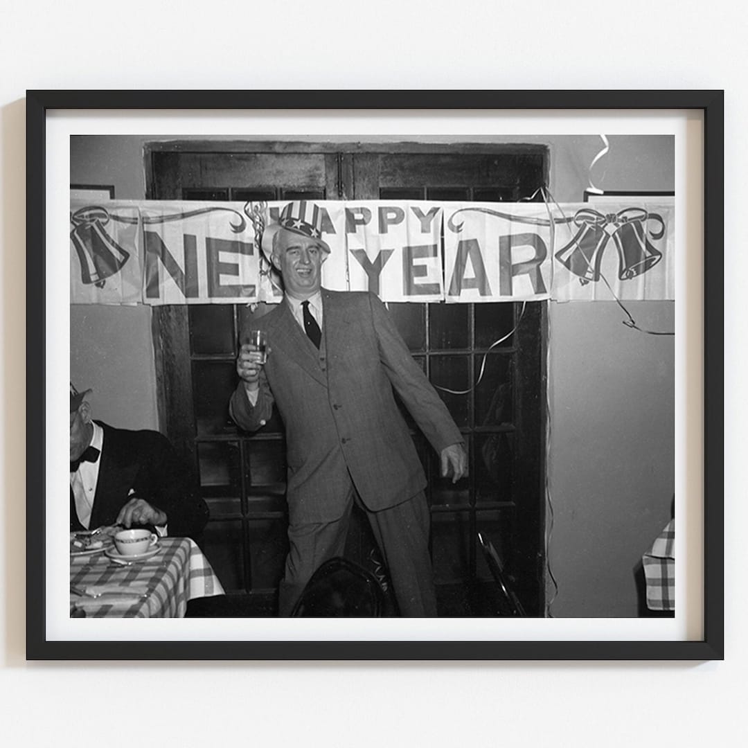 Funny Vintage New Year's Party Photo Print, Retro Style Holiday Decor ...
