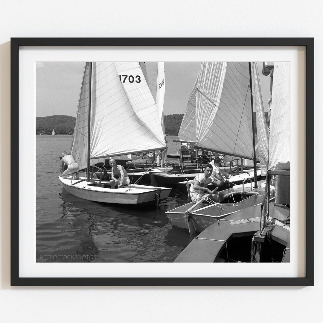1950s Vintage Lake Scene Photo Print, Retro Black & White Sailing Art ...