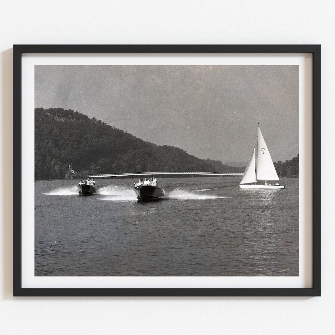 Unique 1940's Photo Print, Vintage-inspired Summer Home Wall Art, Black ...