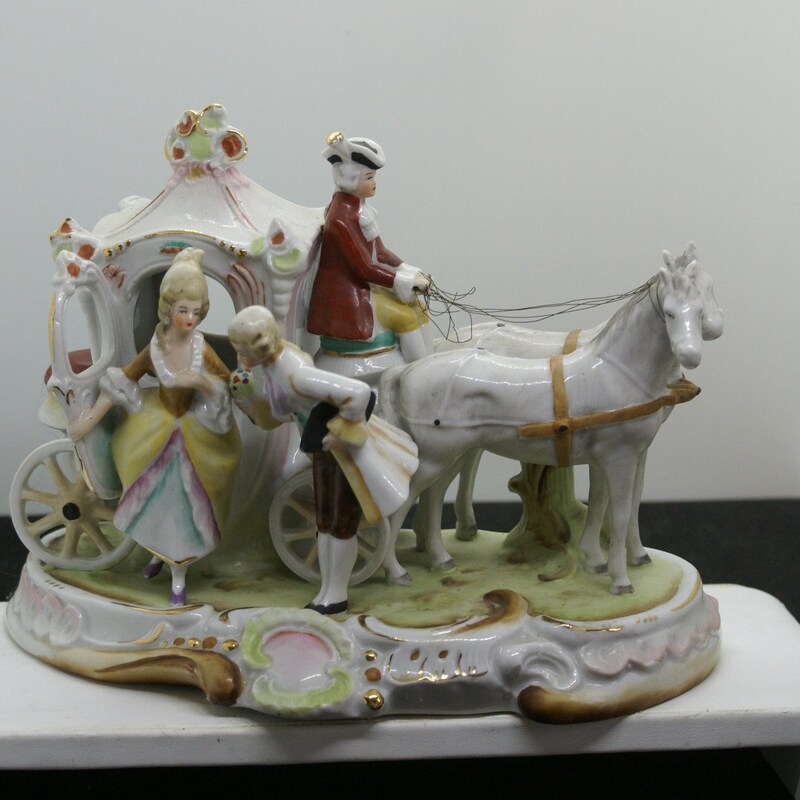 Pink Carriage Figurine - Etsy UK