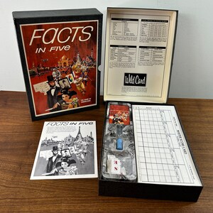 Vintage 1971 Facts in Five Avalon Hill Bookshelf Board Game - Complete ...