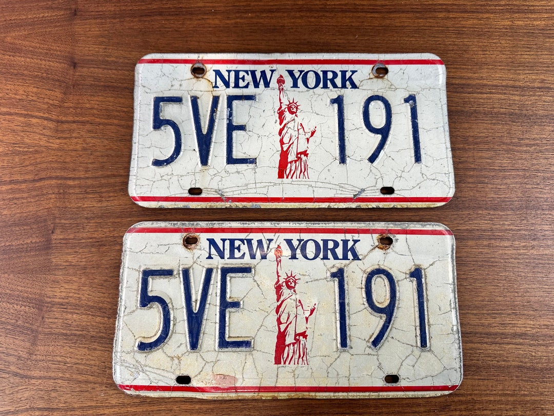 Vintage 1980s New York NY Statue of Liberty License Plate Set 5VE 191 ...