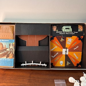 Vintage 1969 Barnabas Collins Dark Shadows Game by Milton Bradley ...