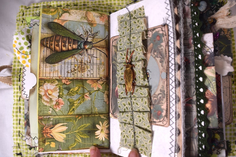 Handmade Junk Journal "bugs" - Etsy Canada