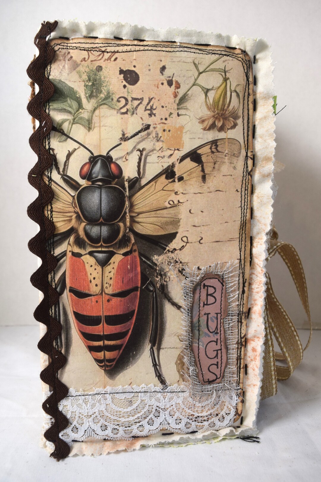 Handmade Junk Journal "bugs" - Etsy Canada