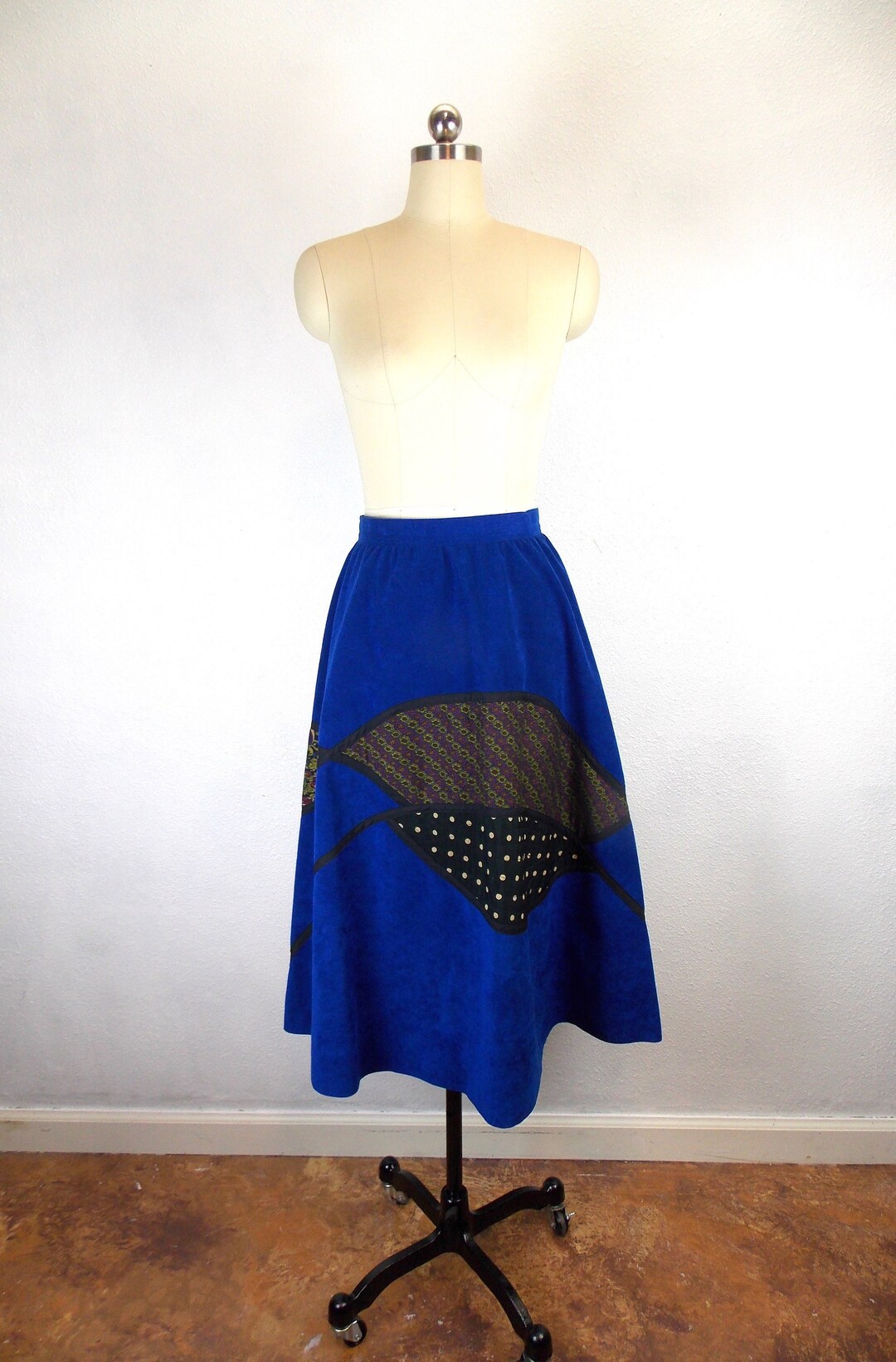 Vintage Designer KOOS Skirt in Faux Suede With Applique 1970's - Etsy