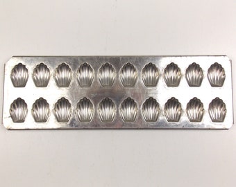 Vintage Bakeware - Etsy