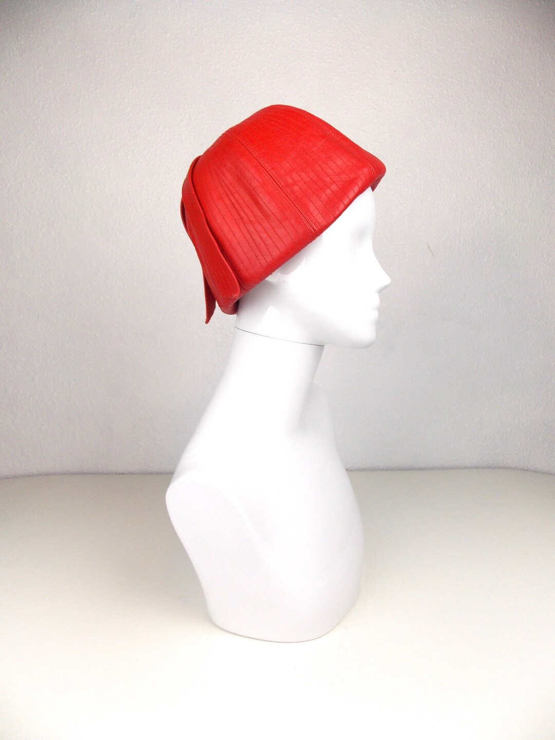 1960's Red Leather Hat Mod Style Toque Style Made in Italy - Etsy