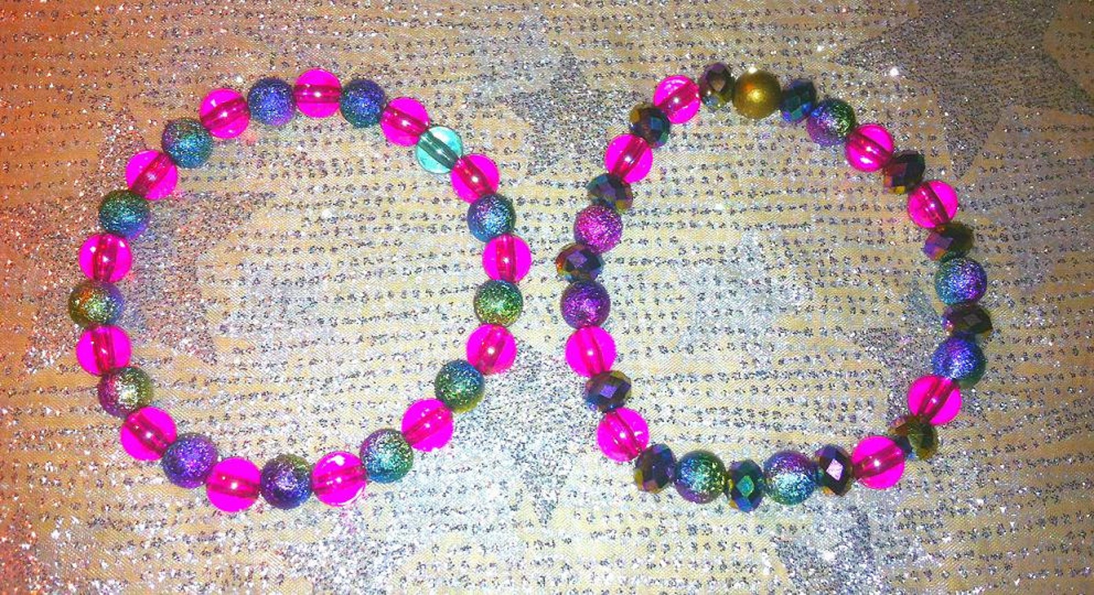 Pairs of Multicolor Round Acrylic, Plastic & Glass Faceted Bead Stretch ...