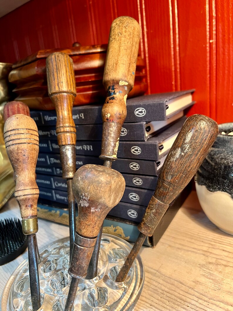 Antique Wood Handled Screwdrivers Rustic Home Decor Screwdriver ...