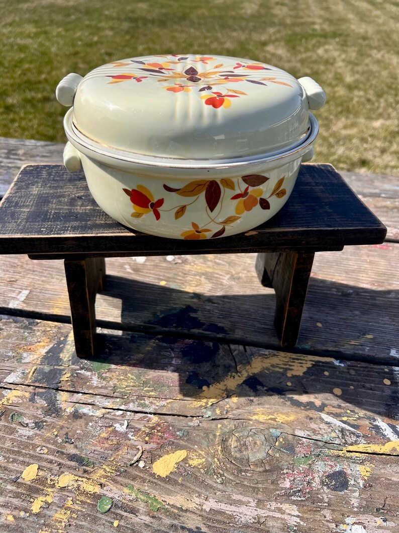 Halls Autumn Leaf Covered Casserole Dish Superior Quality Kitchenware ...