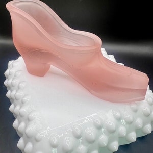 Westmoreland Pink Glass Shoe Vintage Frosted Art French Style Ladies ...