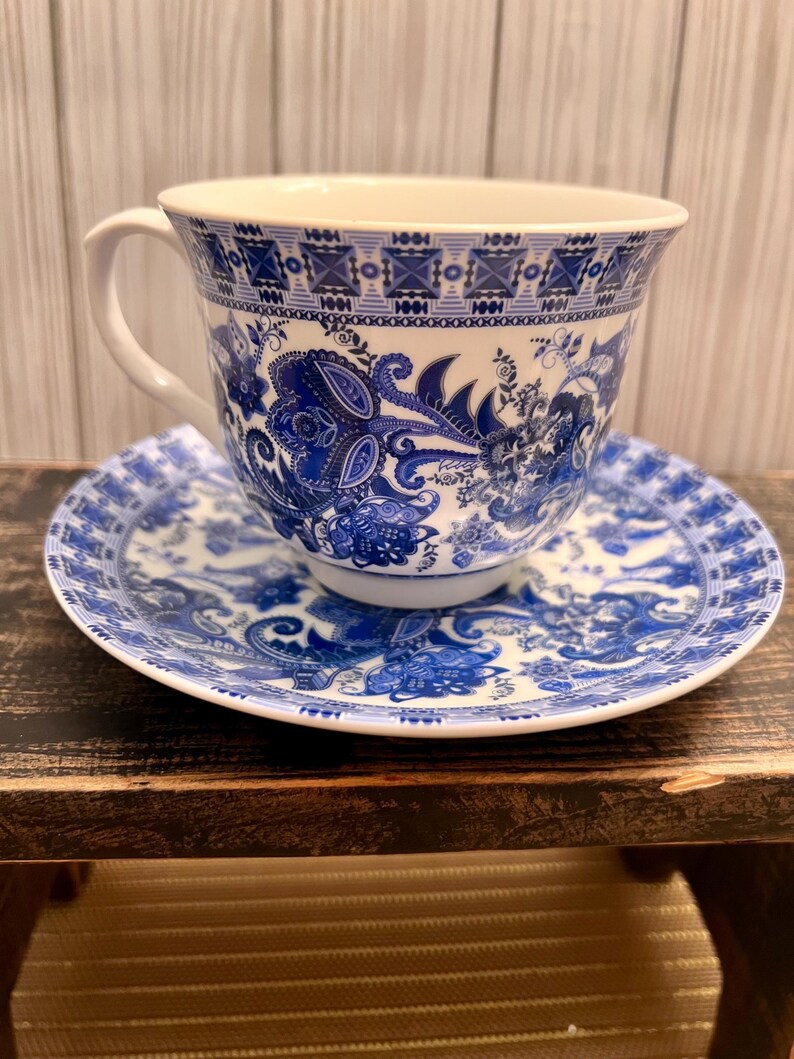 Kent Pottery Blue and White Floral Paisley Cup and Saucer Set Coffee ...