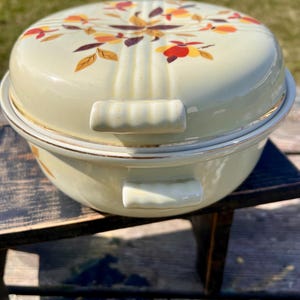 Halls Autumn Leaf Covered Casserole Dish Superior Quality Kitchenware ...