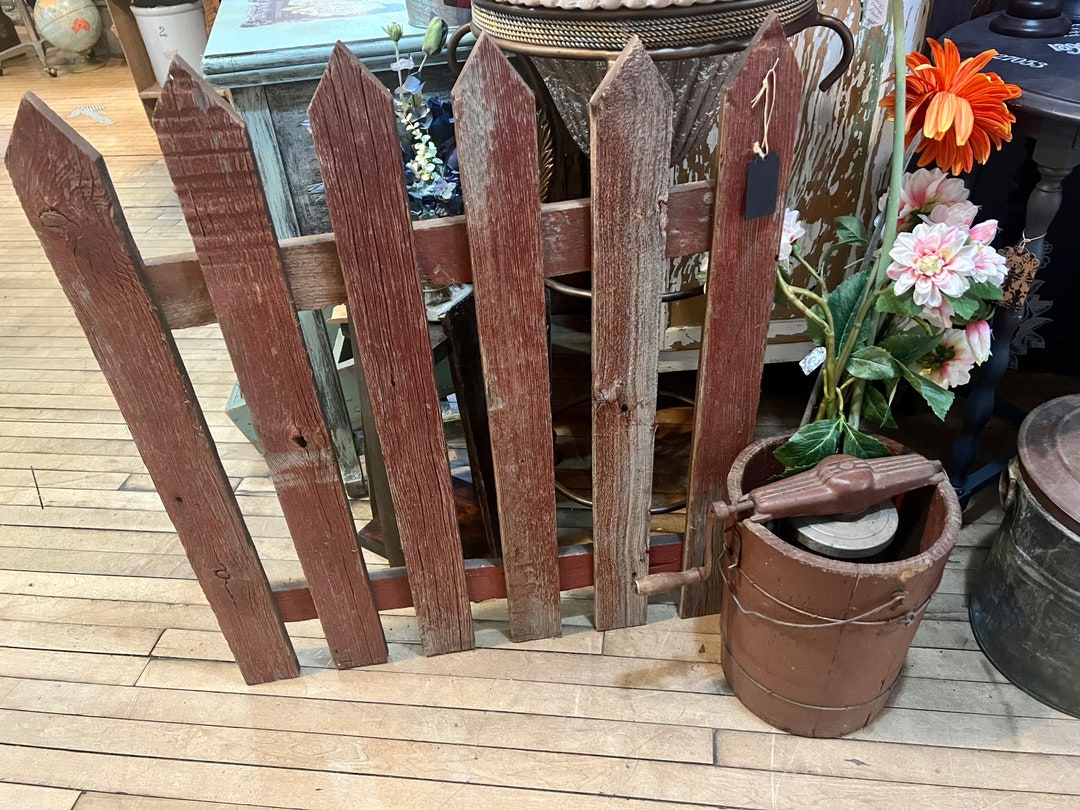 Red Picket Fence Panel Garden Rustic Decor Wedding Photography Prop ...