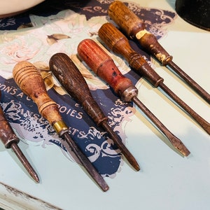 Antique Wood Handled Screwdrivers Rustic Home Decor Screwdriver ...