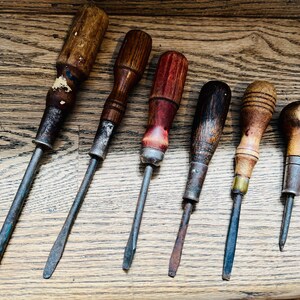 Antique Wood Handled Screwdrivers Rustic Home Decor Screwdriver ...