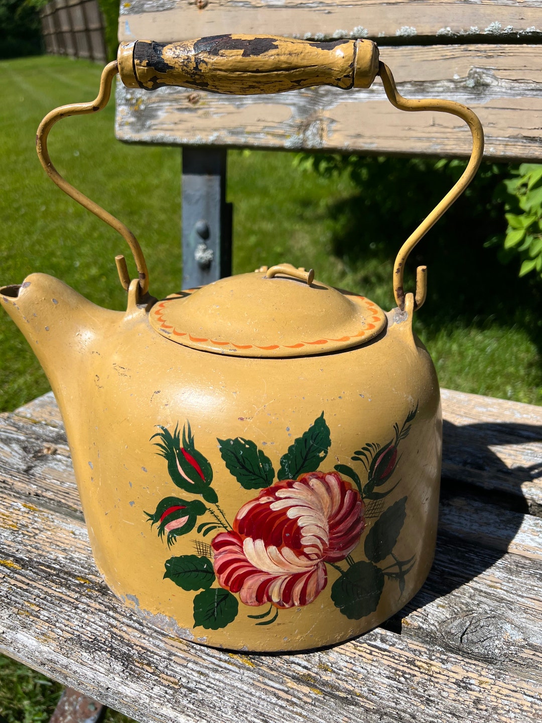 Rustic Farmhouse Tea Kettle With Wood Handlepot Colonial Style ...
