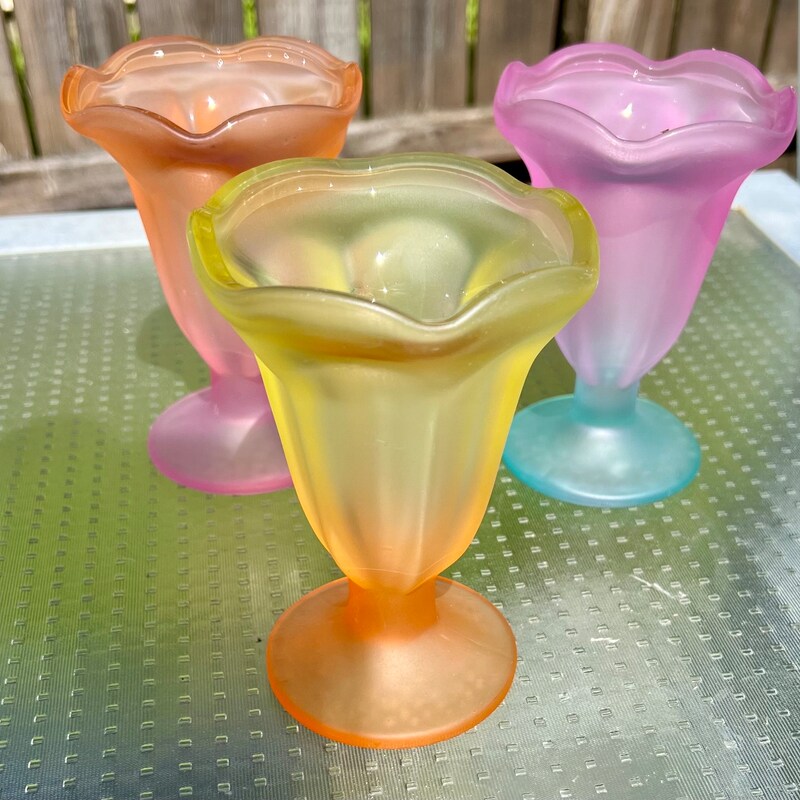 Tulip Shaped Cups - Etsy