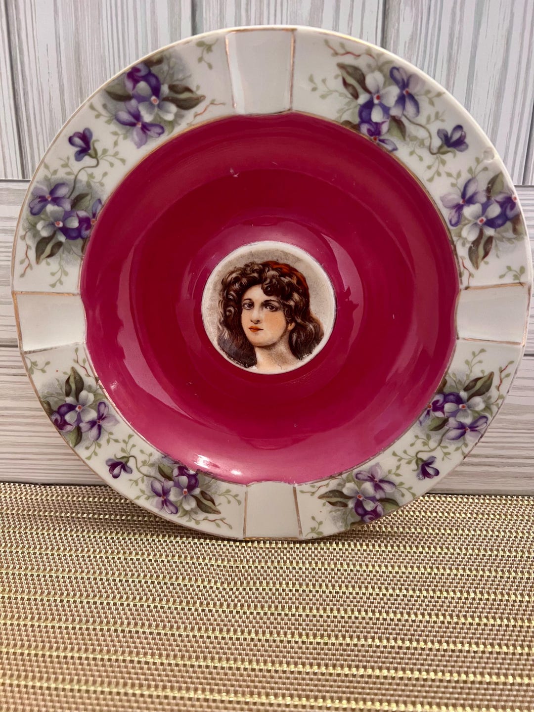 Victorian Portrait Ashtray Fancy Ladies Ashtrays Tobacciana Lady ...