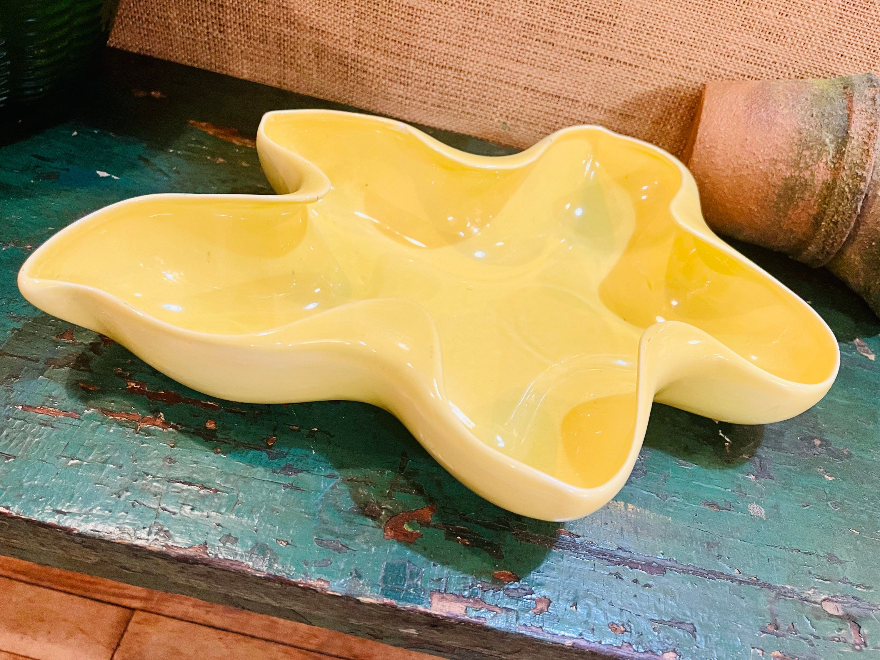 Vintage Red Wing Freeform Planter Morphic Abstract Sculptural Yellow ...