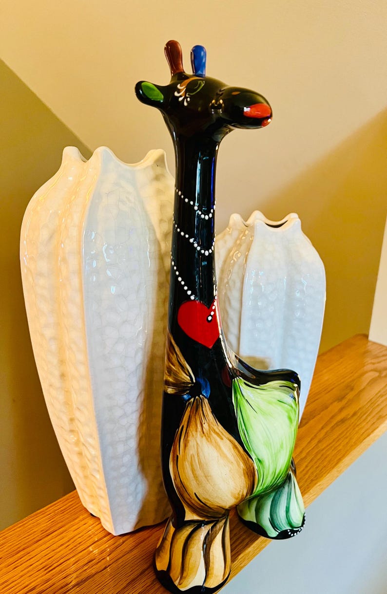 Turov Art Ceramic Giraffe Figurine With Heart and Pearl Necklace ...