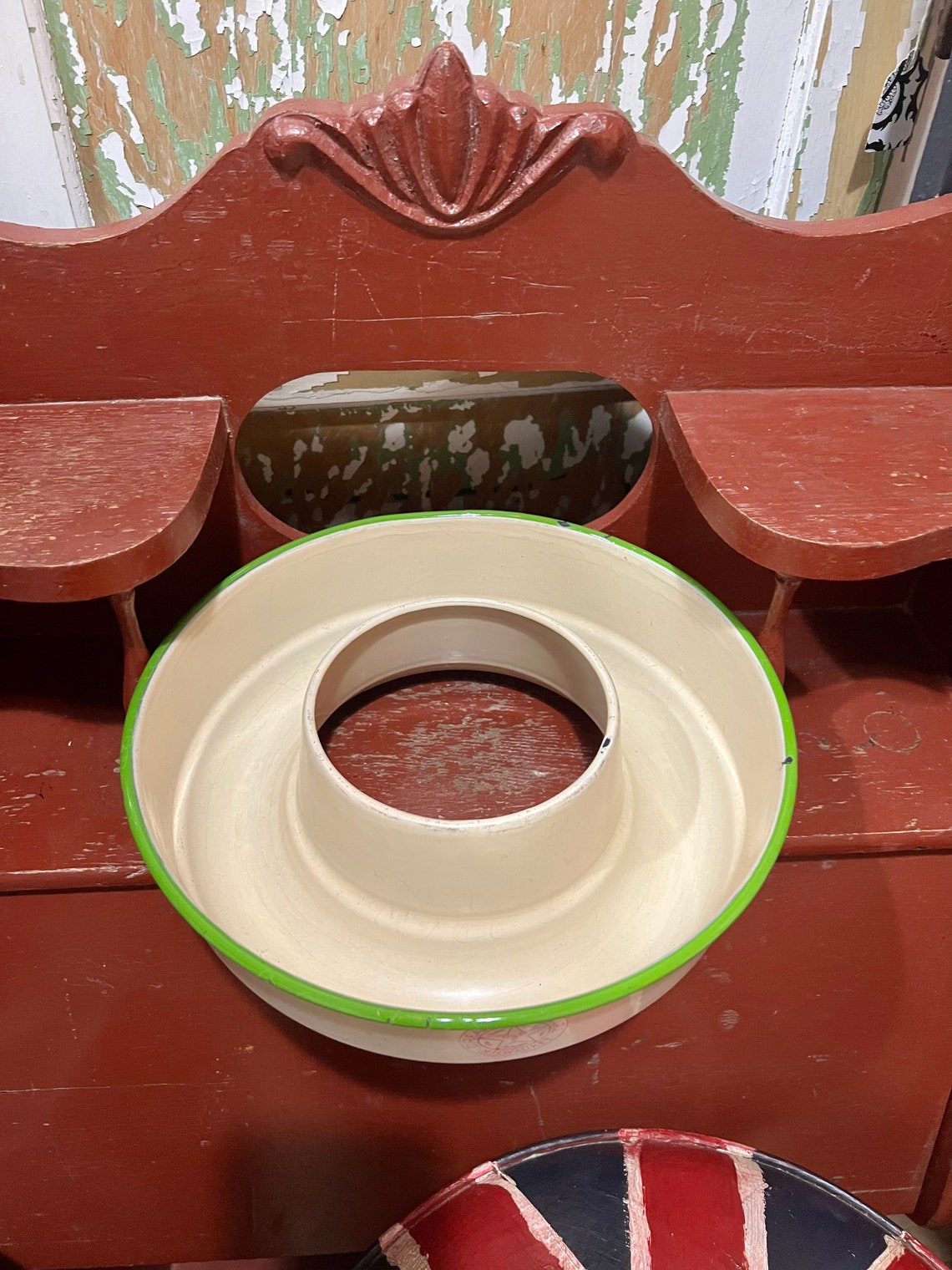 Cream and Green Enamelware Cake Pan Bundt Pan Pudding Mold - Etsy