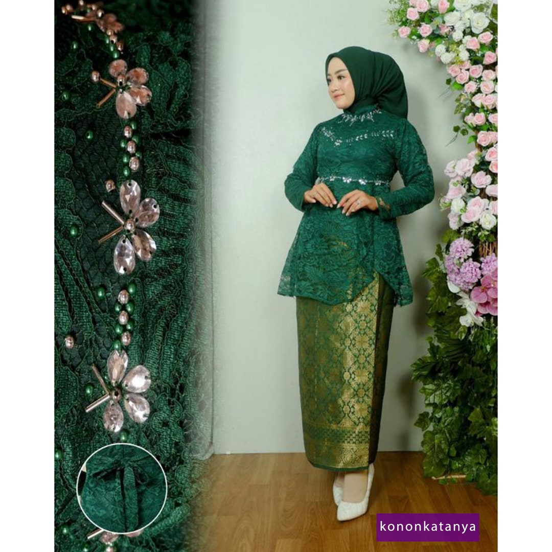 Fluttering Elegance Kirana Butterfly Kebaya Ensemble, Kebaya Batik, Kebaya Dress, Kebaya, Kebaya ...