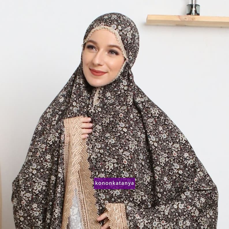 Radiance Reverie Ryn Rayyan the Timeless Elegance of Mukena Rayyan ...