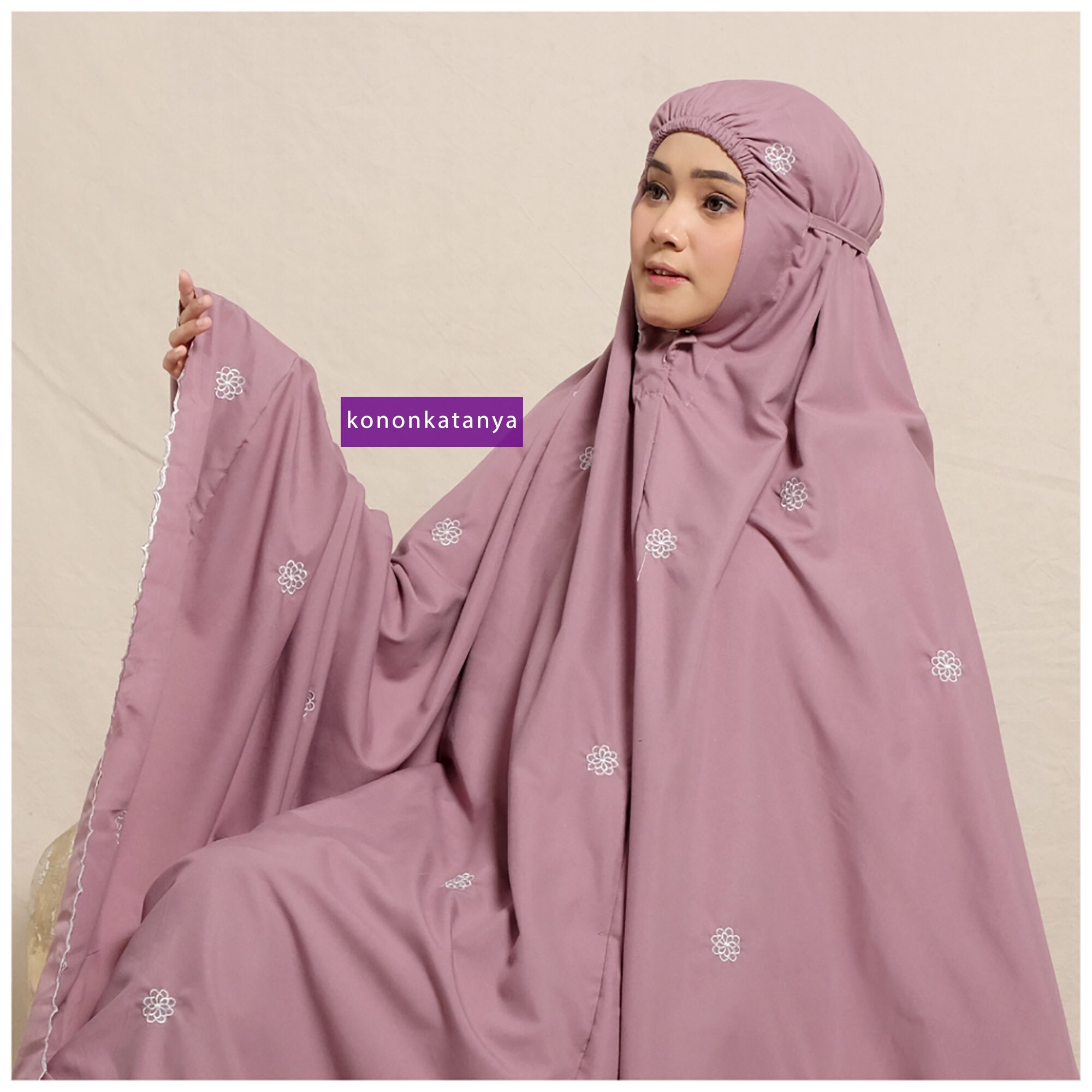 Izzara Premium Embroidered Cotton Jennabia Prayer Set, Women Prayer Set ...