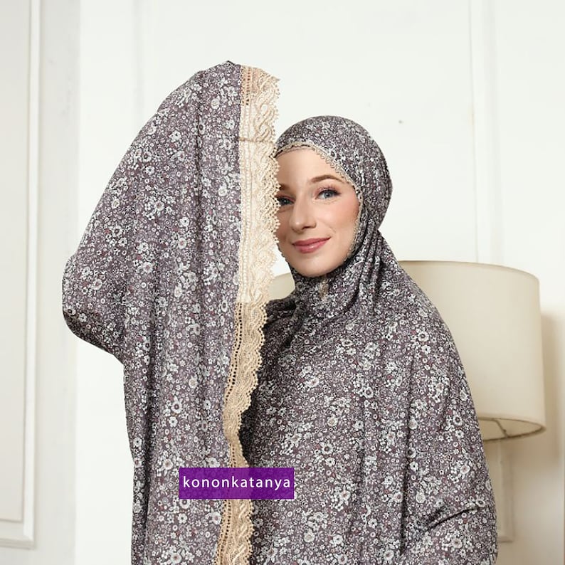 Radiance Reverie Ryn Rayyan the Timeless Elegance of Mukena Rayyan ...