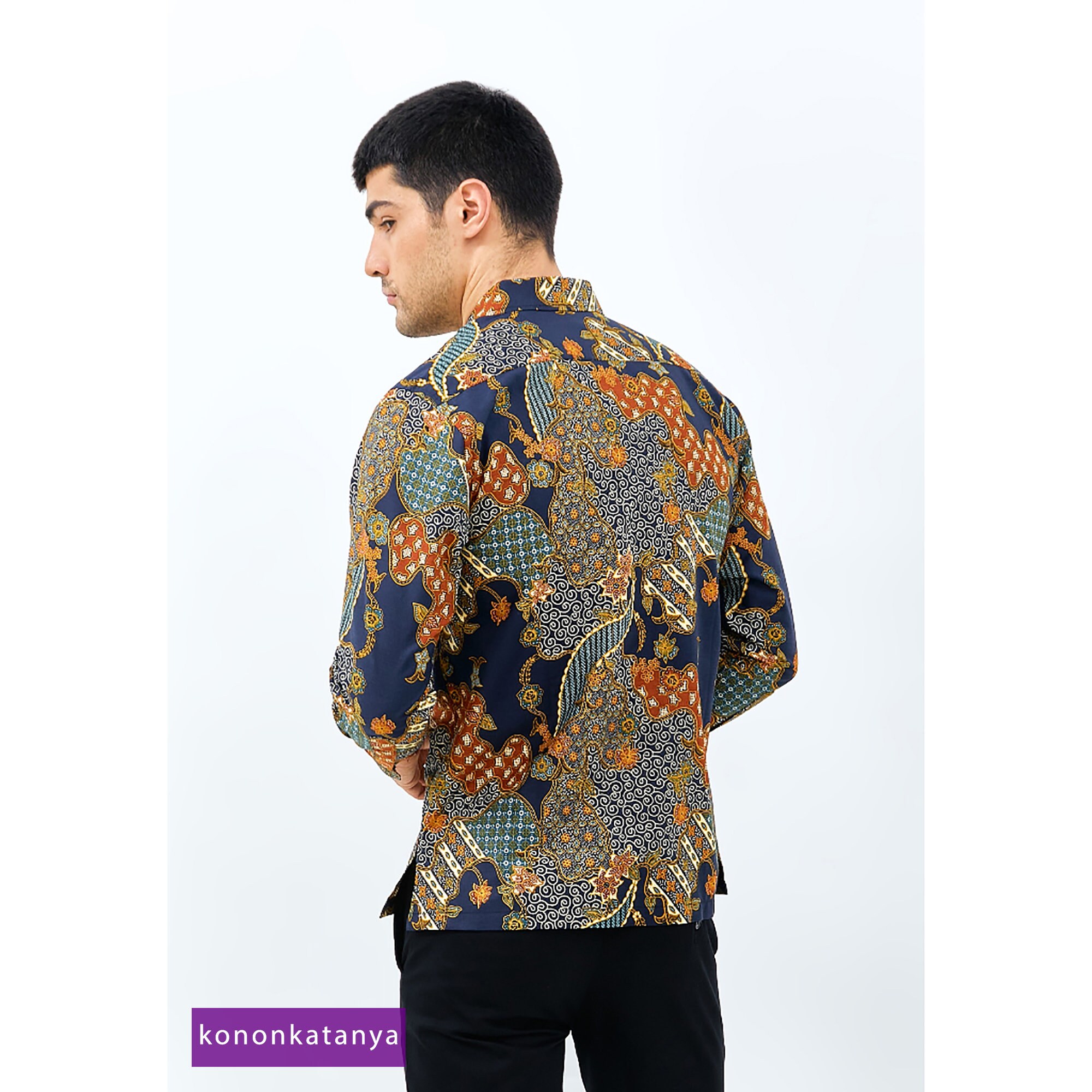 Solo Modern Elegance Odza Batik Shirt Regular Long Sleeve Batik Shirt ...