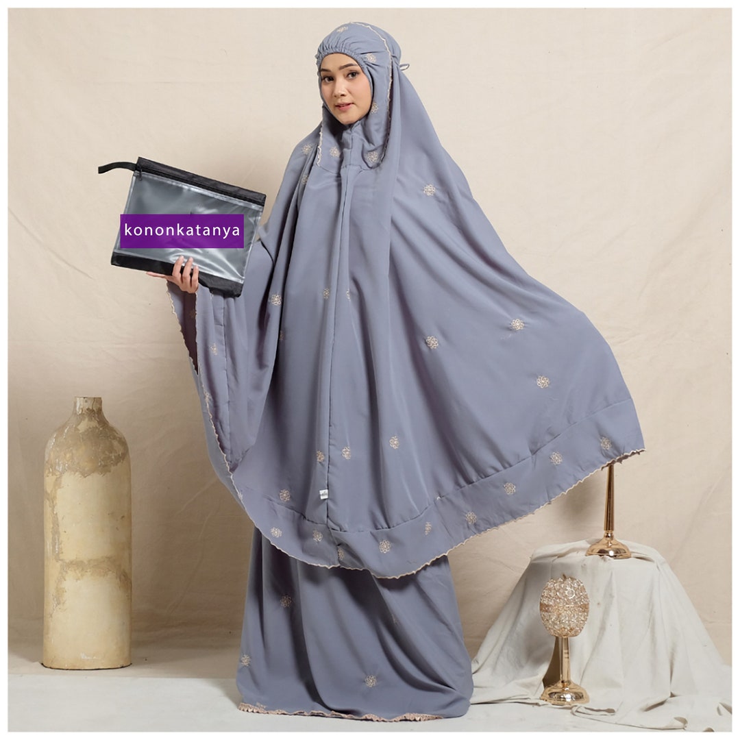 Izzara Premium Embroidered Cotton Jennabia Prayer Set, Women Prayer Set ...