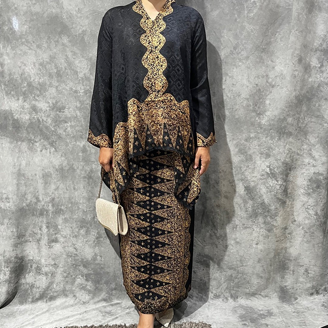 Aira Batik Kebaya Jupri Lidia, Batik Dress, Batik, Boho Dress, Bohemian ...