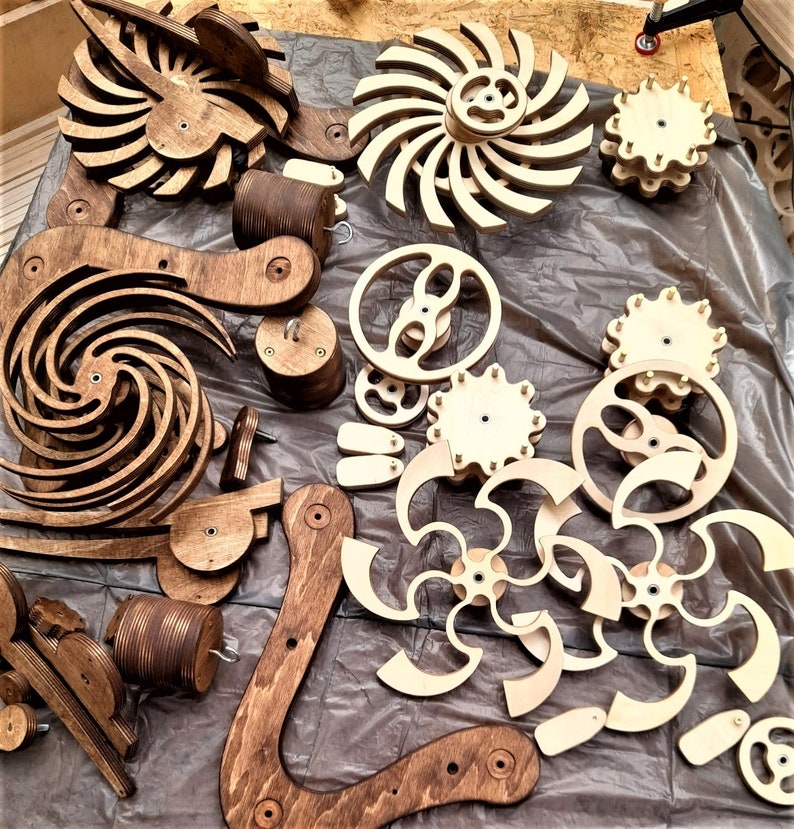 Minimalist Wooden Kinetic Wall Clock: Gravity-powered Sculpture for ...