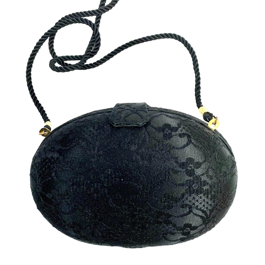 80s Whiting & Davis Black Lace Clamshell Evening / Shoulder Bag | W 7 ...